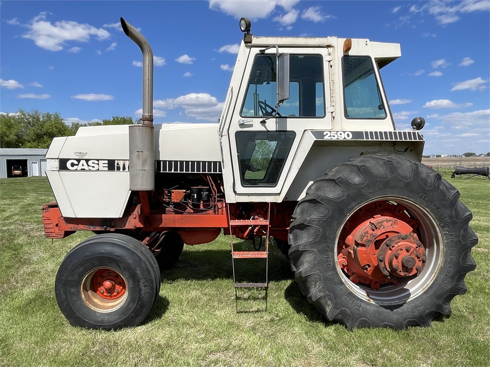 Dunkle Auction Services - 1979 CASE 2590 2WD Tractor, 180 Hp., 8,494 ...