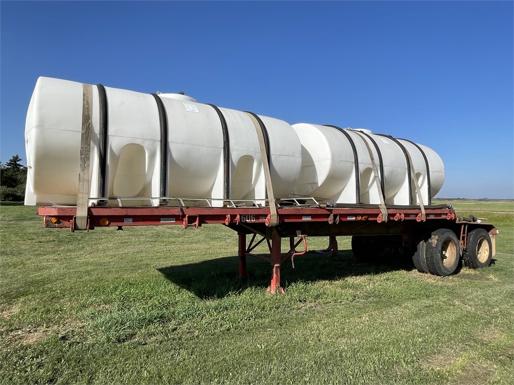 Dunkle Auction Services Inc. - 1980 RAM t/a Highboy 33' Sprayer Trailer ...