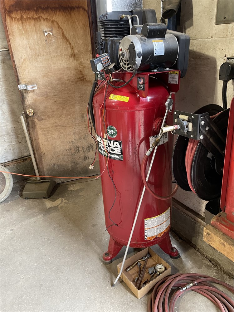 Dunkle Auction Services Inc. - MAGNA FORCE Upright Air Compressor w/ 60 ...
