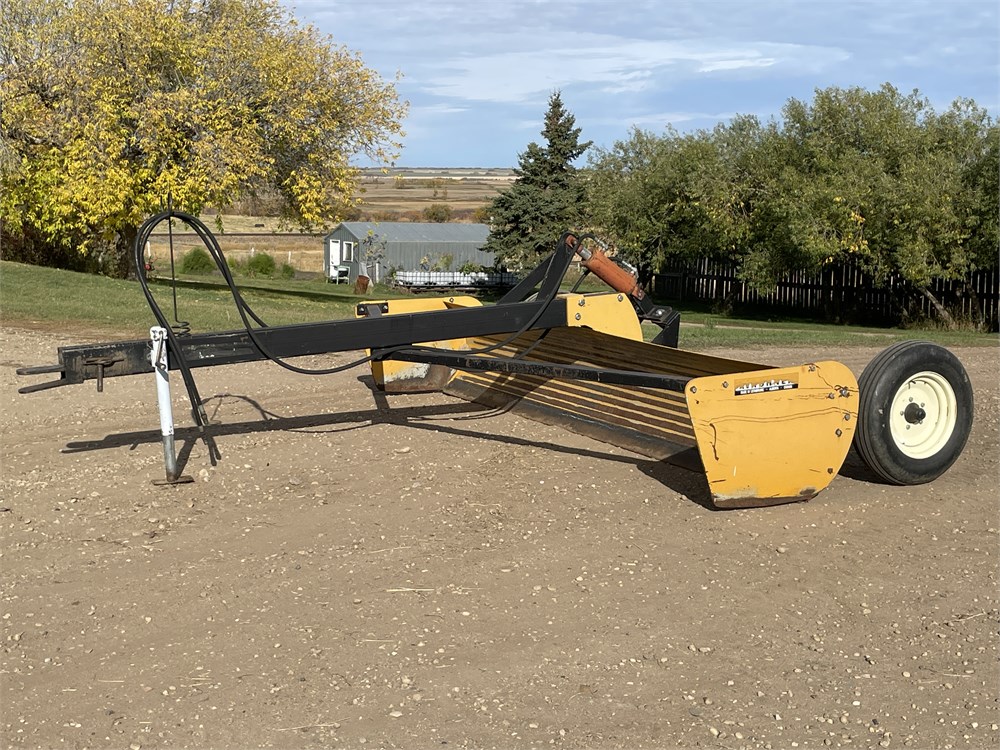 Dunkle Auction Services - KIRCHNER 12 Ft. land Leveler, 6.70-15SL Tires