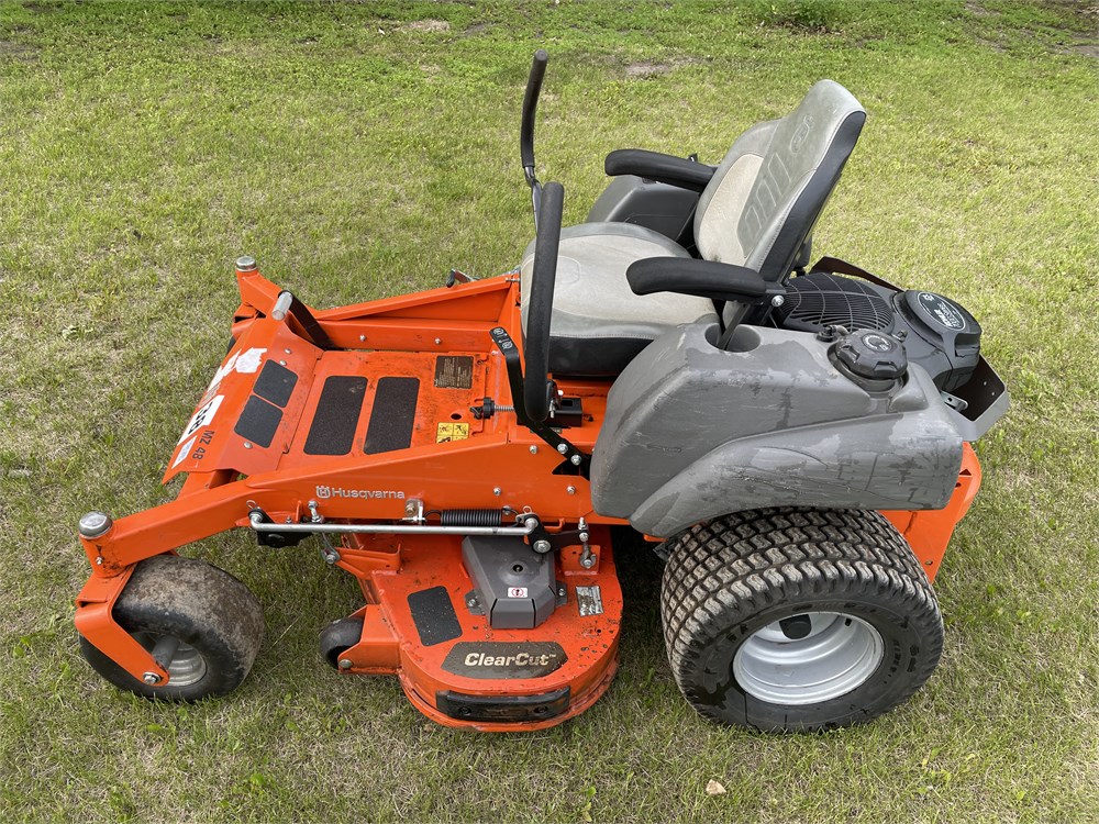 Dunkle Auction Services Inc. - HUSQVARNA MZ48 Zero Turn Lawn Mower, 249 ...