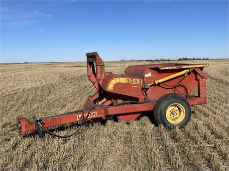 Dunkle Auction Services - LEON 3000 3 Bat Reel Rock Picker, Shedded