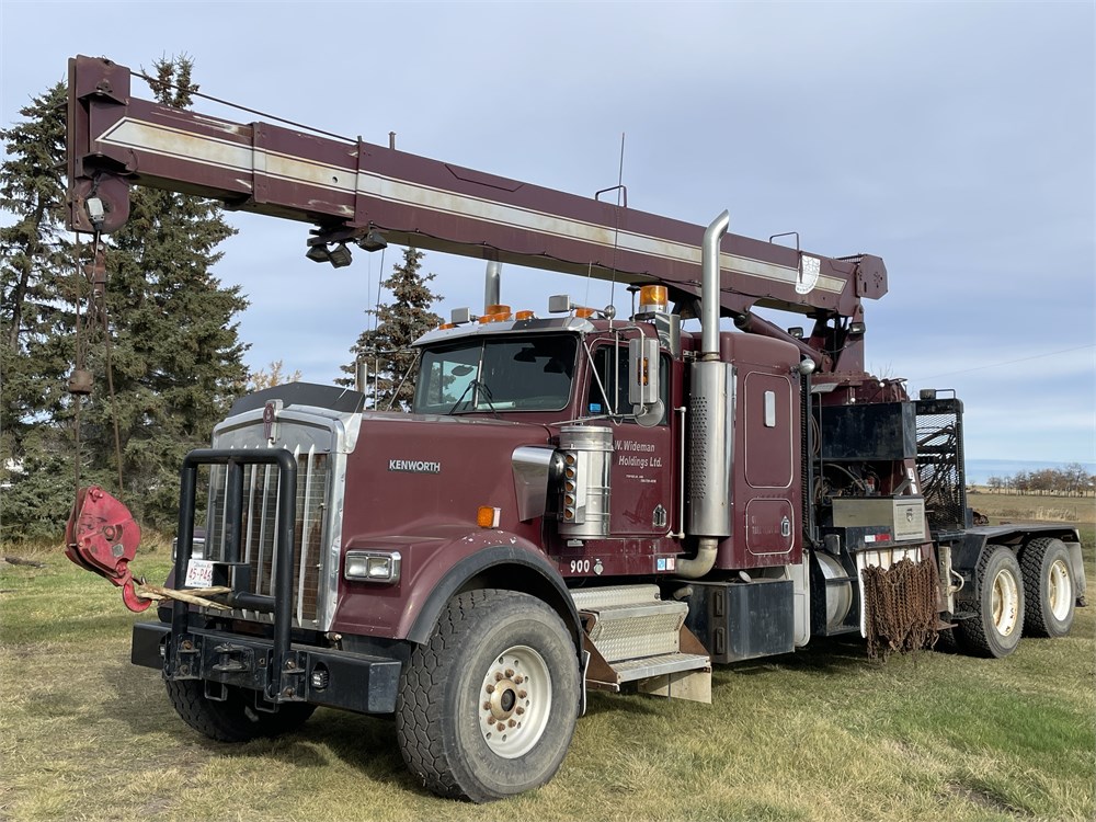 Dunkle Auction Services - 2003 KENWORTH W900B Highway Tractor w/ 18 Ton ...