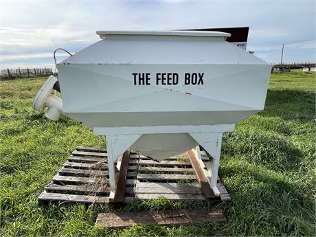 Dunkle Auction Services - Ray’s GP50 Hopper Bottom Feed Tank, 50 Bushel ...