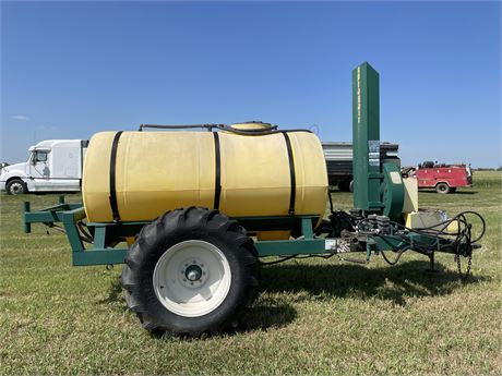 Dunkle Auction Services - S/A Implement Sprayer Converted To Water Tank ...