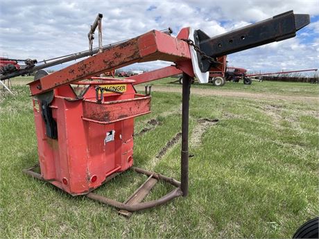 Dunkle Auction Services - 1994 PALFINGER Man Basket For Picker, 280 KG ...