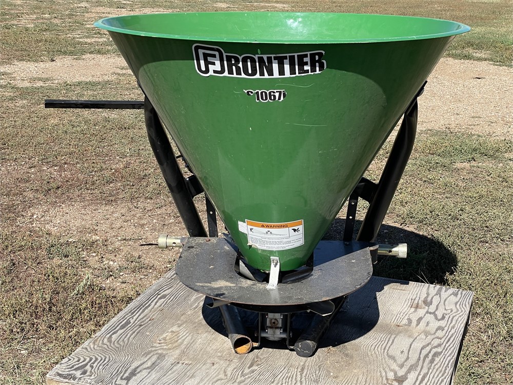 Dunkle Auction Services - 2020 FRONTIER SS1067B 3 PT. Hitch Spreader ...