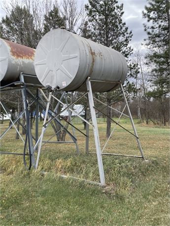 Dunkle Auction Services Inc. - WESTEEL ±300 Gallon Overhead Split ...