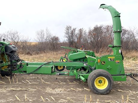 Dunkle Auction Services Inc. - 2004 JOHN DEERE 3975 Forage Harvester w ...