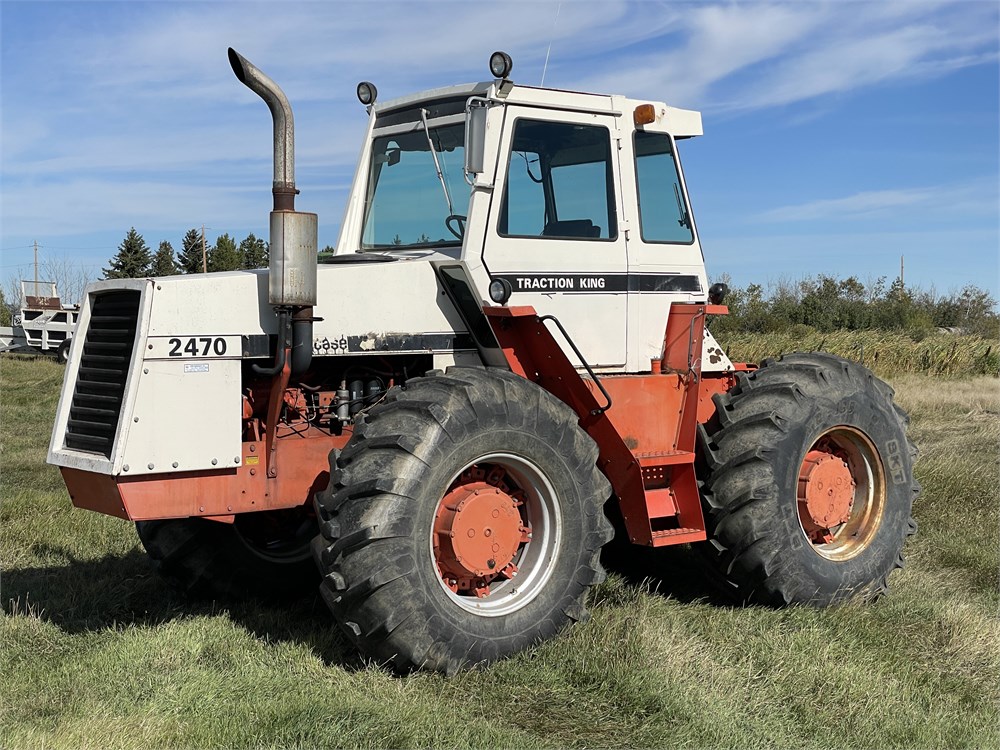 Dunkle Auction Services - 1977 CASE 2470 4WD Tractor, 5,858 Hours ...