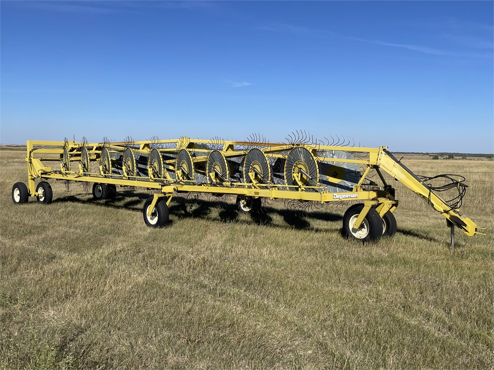 Dunkle Auction Services - 2008 DEGELMAN VR1020 18 Wheel ‘V’ Hay Rake, 1 ...