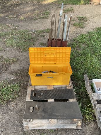 Dunkle Auction Services - Storage Box, Assorted Gear Pullers, Assorted ...