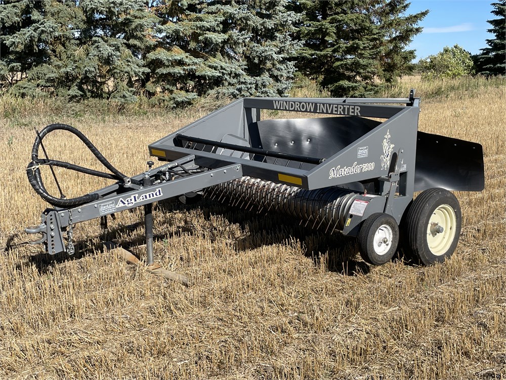 Dunkle Auction Services - 2016 MATADOR 7900 Windrow Inverter, Hydraulic ...