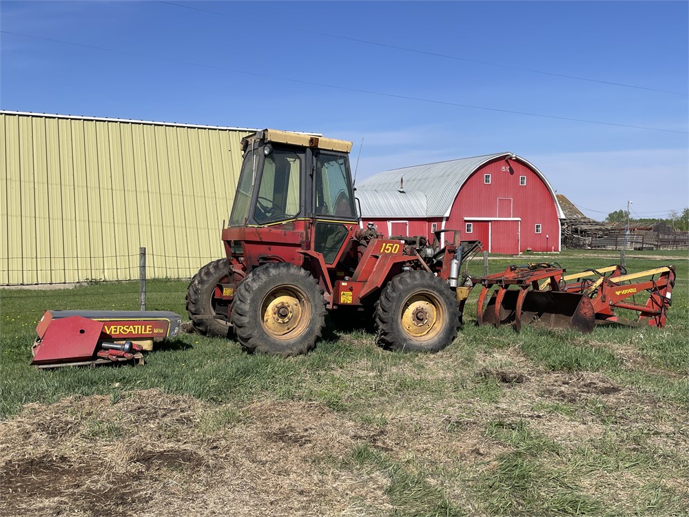 Dunkle Auction Services - 1981 VERSATILE 150 Series 2 Bi-Directional ...