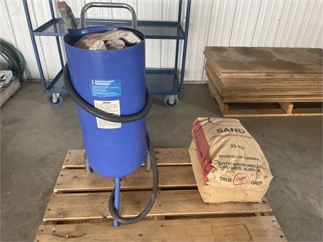 Dunkle Auction Services - Portable 10 Gallon Pressure Sandblaster, (2 ...