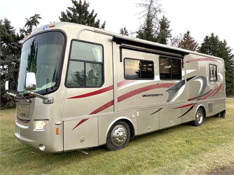 Dunkle Auction Services Inc. - 2008 MONACO Coach Vacationer XL Class A ...