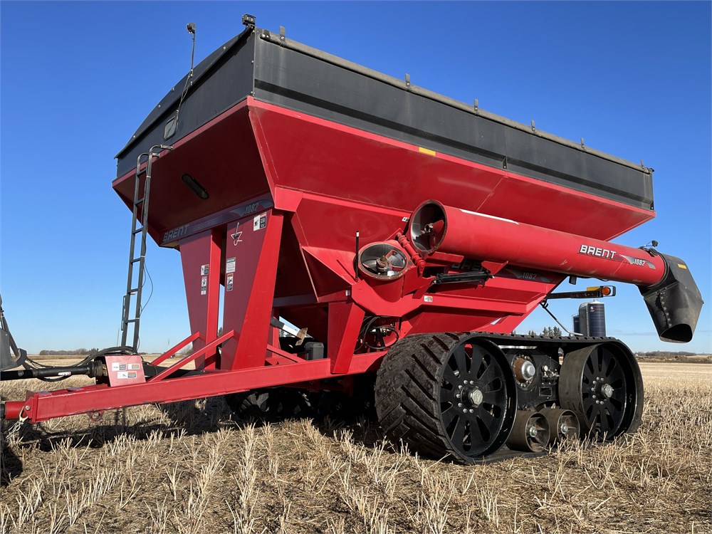 Dunkle Auction Services Inc. - 2012 BRENT 1082 Tracked Grain Cart, 36 X ...