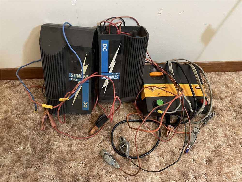 Dunkle Auction Services - (1) GALLAGHER 8280 Fencer & (2) STINGER PLUS ...