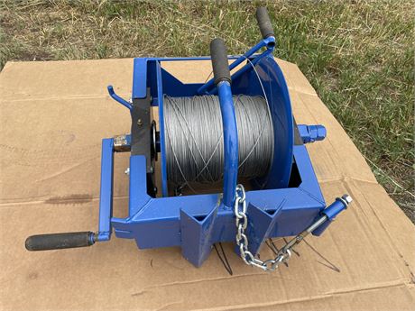 Dunkle Auction Services - 7-L Livestock Fence Spool Unroller w/ Over 1/ ...