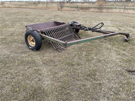 Dunkle Auction Services - KINSELLA Fork Type Rock Picker w/ (2) New 6. ...