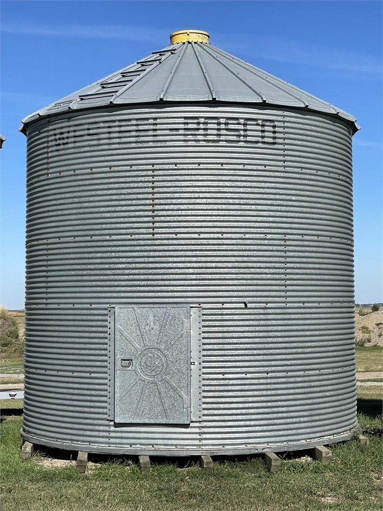 Dunkle Auction Services - WESTEEL ROSCO 5 Ring ±1650 Bushel Flat Bottom ...