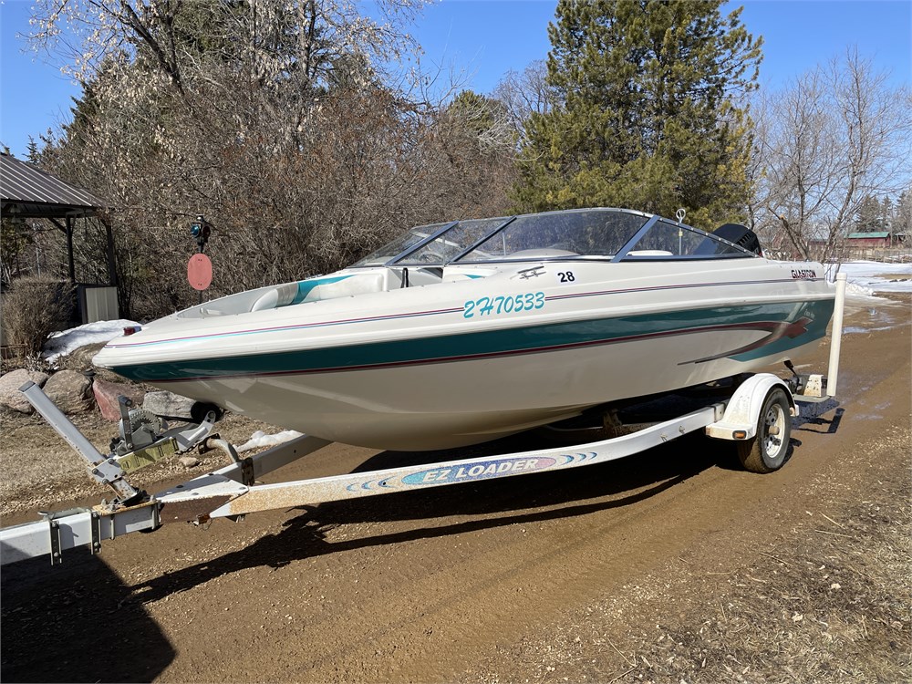Dunkle Auction Services Inc. - 1997 GLASTRON GS180 Fiberglass 18' Open ...