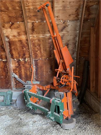 Dunkle Auction Services Inc. - Front End Loader Post Pounder - FITS ...
